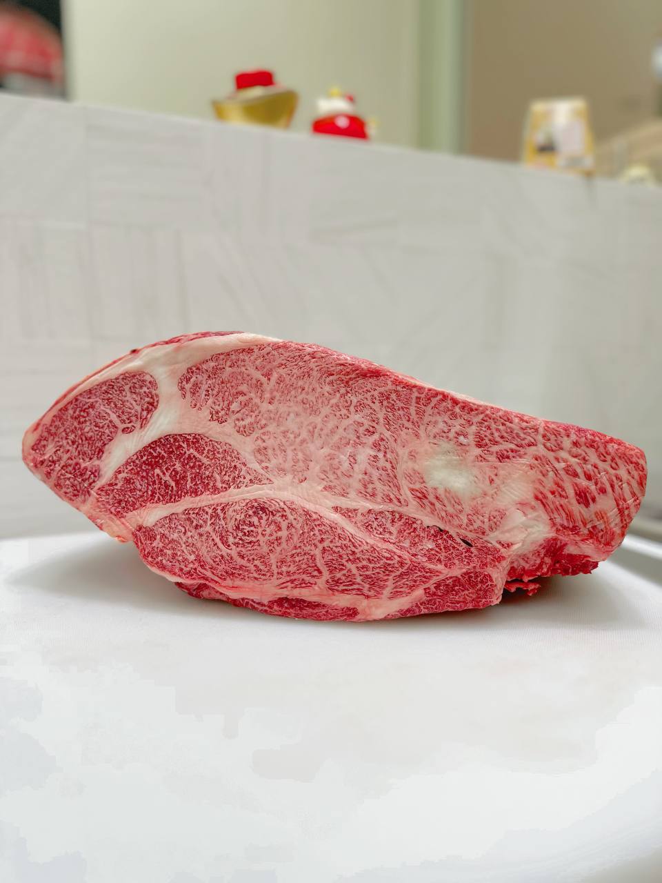 Furano A5 Chuck Roll (200g) – Howl's the Meat